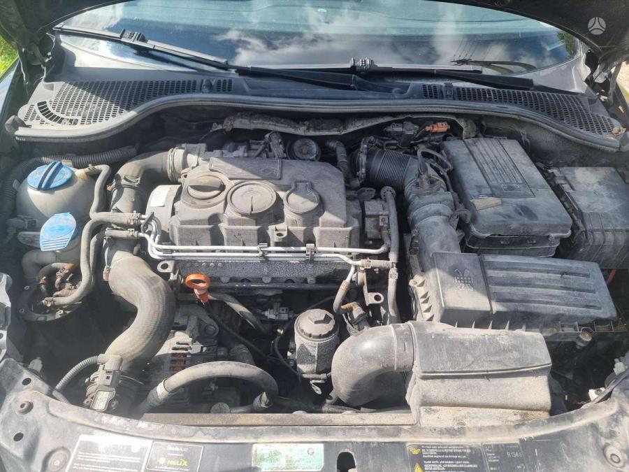 Melns Skoda Octavia 2006 Kauņa, ar dzinēja tilpumu 1.97 L un nobraukumu 430 tūkst. km par 700 €, foto 9 vietnē AUTOMOTO.COM.LV