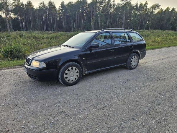 Black Skoda Octavia 2006 in Vilnius, with an engine capacity of 1.90 L and mileage of 435 thousand km for 600 €, photo 5 on AUTOMOTO.COM.LV