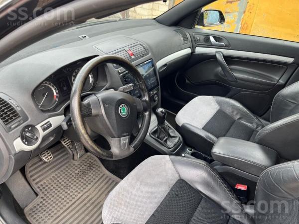 Шкода Октавия 2006 в Лиепая на AUTOMOTO.COM.LV Черный Шкода Октавия 2006 в Лиепая, объемом двигателя 2.00 л и пробегом 0 тыс. км за 2500 €, фото 11 на AUTOMOTO.COM.LV