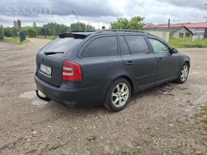 Black Skoda Octavia 2007 in Valmiera, with an engine capacity of 2.00 L and mileage of 0 thousand km for 1700 €, photo 6 on AUTOMOTO.COM.LV
