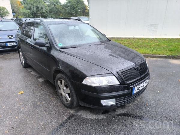 Melns Skoda Octavia 2007 Rīga, ar dzinēja tilpumu 1.90 L un nobraukumu 321 tūkst. km par 1100 €, foto 3 vietnē AUTOMOTO.COM.LV