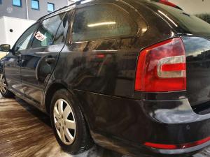 Melns Skoda Octavia 2007 Viļņa, ar dzinēja tilpumu 1.90 L un nobraukumu 315 tūkst. km par 1650 €, foto 4 vietnē AUTOMOTO.COM.LV