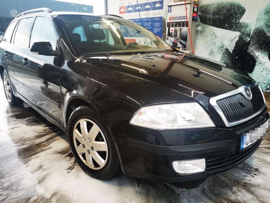 Melns Skoda Octavia 2007 Viļņa, ar dzinēja tilpumu 1.90 L un nobraukumu 315 tūkst. km par 1650 €, foto 17 vietnē AUTOMOTO.COM.LV