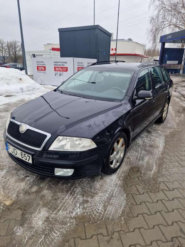 Melns Skoda Octavia 2007 Viļņa, ar dzinēja tilpumu 1.97 L un nobraukumu 336 tūkst. km par 1800 €, foto 1 vietnē AUTOMOTO.COM.LV