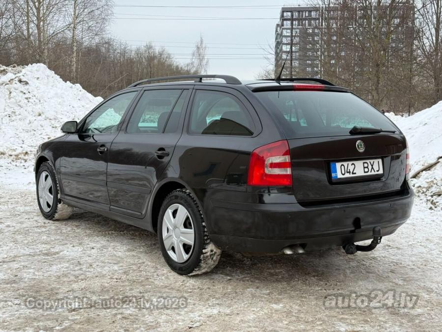 Melns Skoda Octavia 2007 Tallina, ar dzinēja tilpumu 2.00 L un nobraukumu 0 tūkst. km par 1900 €, foto 6 vietnē AUTOMOTO.COM.LV