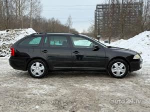 Black Skoda Octavia 2007 in Tallinn, with an engine capacity of 2.00 L and mileage of 0 thousand km for 1900 €, photo 7 on AUTOMOTO.COM.LV