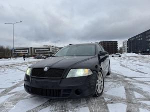 Melns Skoda Octavia 2007 Viļņa, ar dzinēja tilpumu 2.00 L un nobraukumu 257 tūkst. km par 2300 €, foto  vietnē AUTOMOTO.COM.LV