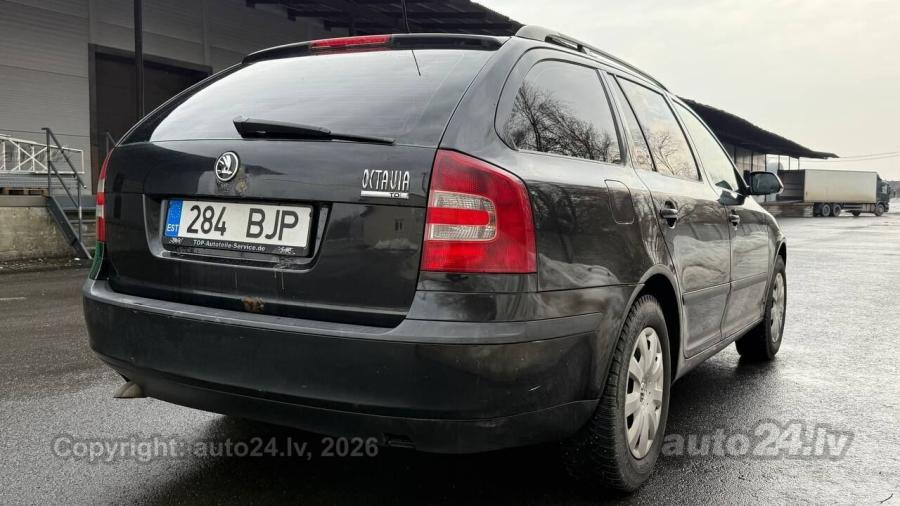 Melns Skoda Octavia 2007 Tallina, ar dzinēja tilpumu 2.00 L un nobraukumu 0 tūkst. km par 2500 €, foto 4 vietnē AUTOMOTO.COM.LV