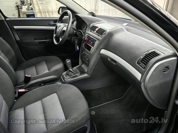 Melns Skoda Octavia 2007 Viljandi, ar dzinēja tilpumu 1.60 L un nobraukumu 210 tūkst. km par 3490 €, foto 5 vietnē AUTOMOTO.COM.LV