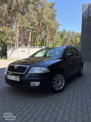 Black Skoda Octavia 2007 in Alytus, with an engine capacity of 2.00 L and mileage of 320 thousand km for 2800 €, photo  on AUTOMOTO.COM.LV