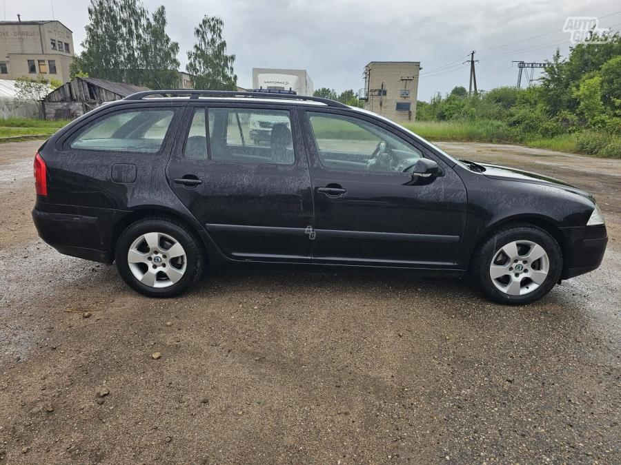 Black Skoda Octavia 2007 in Vilnius, with an engine capacity of 2.00 L and mileage of 350 thousand km for 2650 €, photo 5 on AUTOMOTO.COM.LV