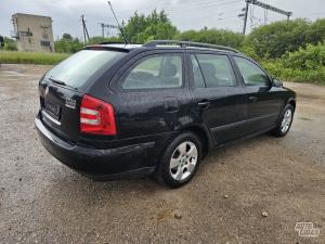Black Skoda Octavia 2007 in Vilnius, with an engine capacity of 2.00 L and mileage of 350 thousand km for 2650 €, photo 6 on AUTOMOTO.COM.LV