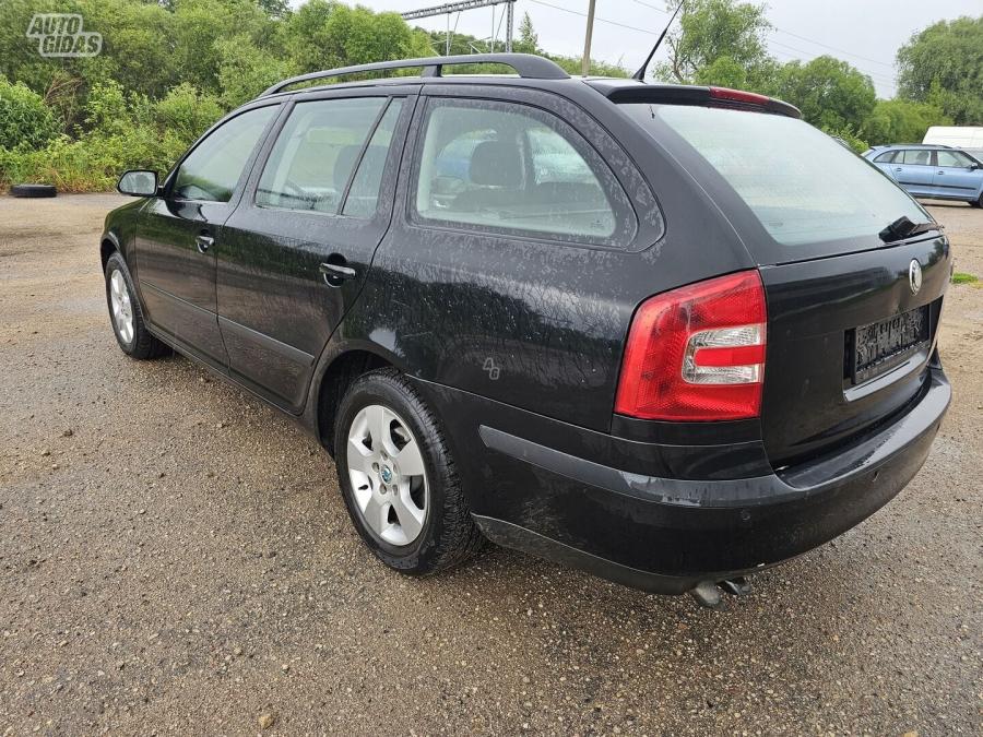 Black Skoda Octavia 2007 in Vilnius, with an engine capacity of 2.00 L and mileage of 350 thousand km for 2650 €, photo 8 on AUTOMOTO.COM.LV