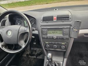 Black Skoda Octavia 2007 in Vilnius, with an engine capacity of 2.00 L and mileage of 350 thousand km for 2650 €, photo 12 on AUTOMOTO.COM.LV