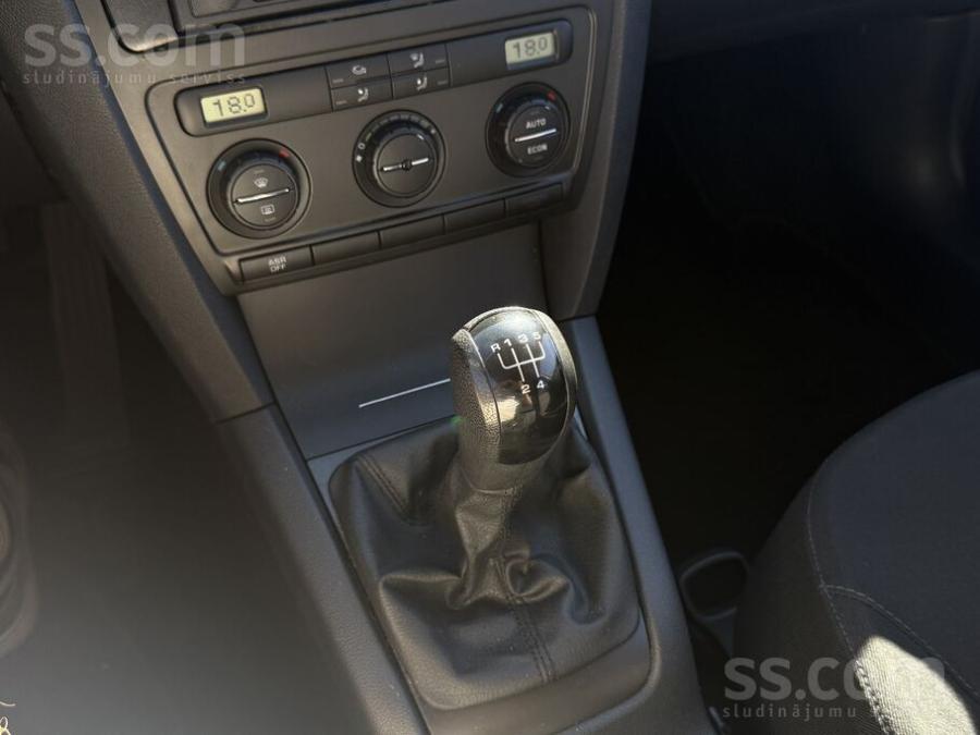 Melns Skoda Octavia 2007 Liepāja, ar dzinēja tilpumu 1.60 L un nobraukumu 168 tūkst. km par 4900 €, foto 22 vietnē AUTOMOTO.COM.LV