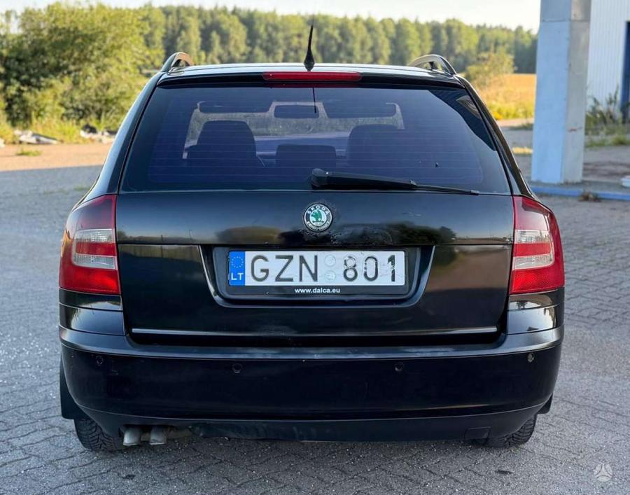 Black Skoda Octavia 2007 in Vilnius, with an engine capacity of 1.90 L and mileage of 280 thousand km for 950 €, photo 6 on AUTOMOTO.COM.LV