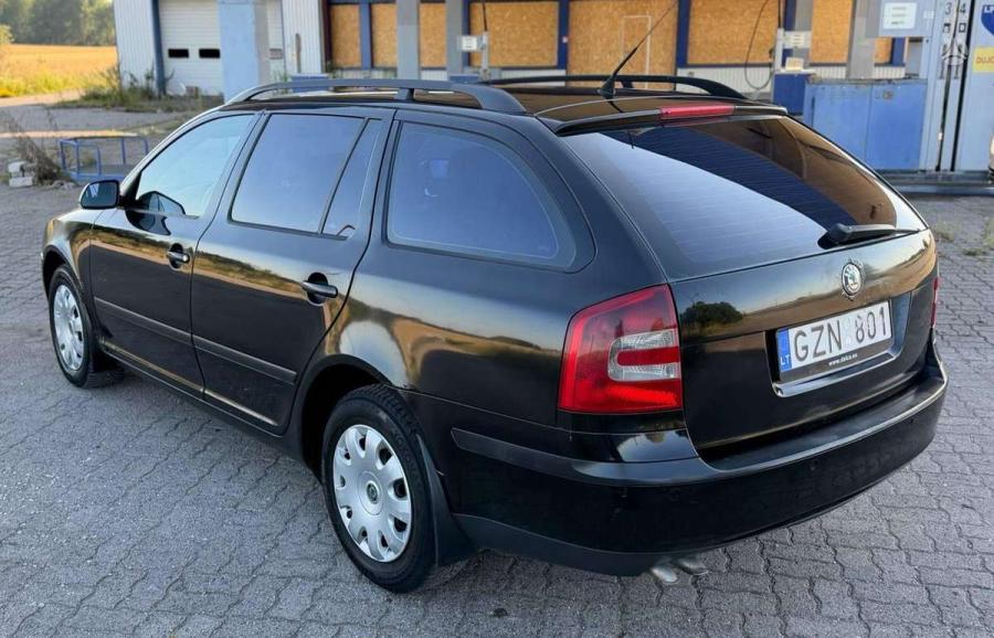 Black Skoda Octavia 2007 in Vilnius, with an engine capacity of 1.90 L and mileage of 280 thousand km for 950 €, photo 7 on AUTOMOTO.COM.LV