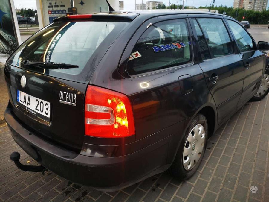 Черный Шкода Октавия 2007 в Вильнюс, объемом двигателя 1.90 л и пробегом 295 тыс. км за 1950 €, фото 17 на AUTOMOTO.COM.LV