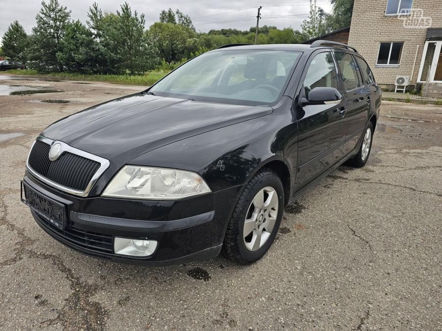 Black Skoda Octavia 2007 in Vilnius, with an engine capacity of 2.00 L and mileage of 350 thousand km for 2650 €, photo 1 on AUTOMOTO.COM.LV