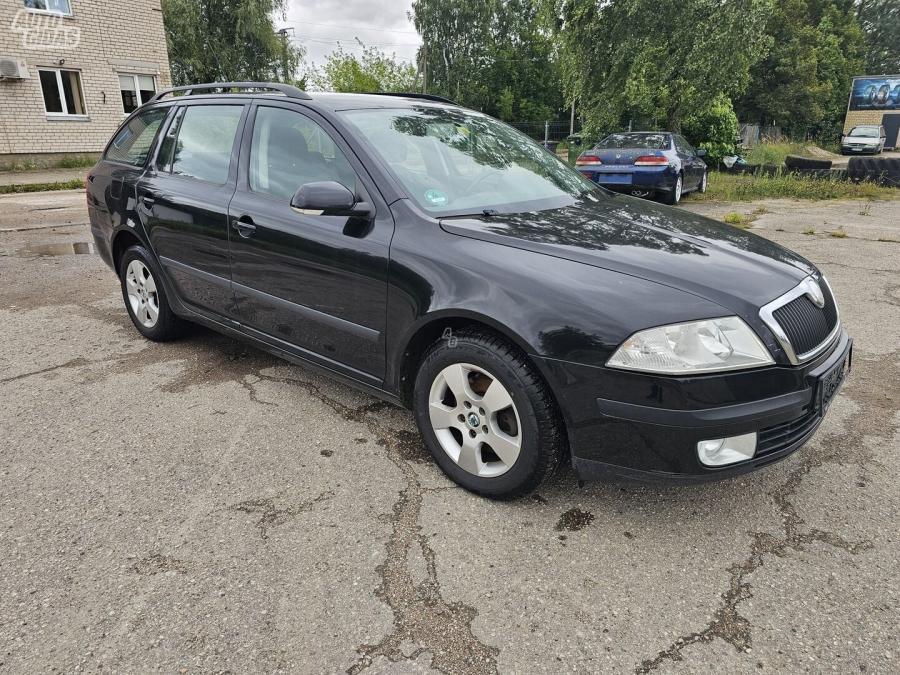 Black Skoda Octavia 2007 in Vilnius, with an engine capacity of 2.00 L and mileage of 350 thousand km for 2650 €, photo 4 on AUTOMOTO.COM.LV