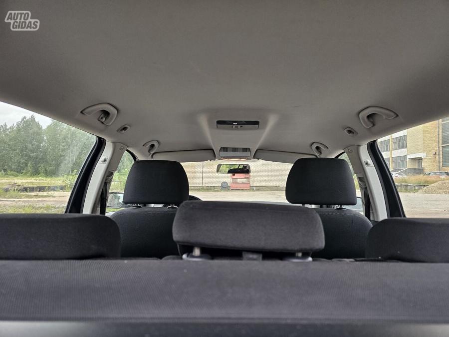 Black Skoda Octavia 2007 in Vilnius, with an engine capacity of 2.00 L and mileage of 350 thousand km for 2650 €, photo 17 on AUTOMOTO.COM.LV