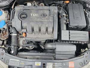 Black Skoda Octavia 2007 in Vilnius, with an engine capacity of 2.00 L and mileage of 350 thousand km for 2650 €, photo 18 on AUTOMOTO.COM.LV