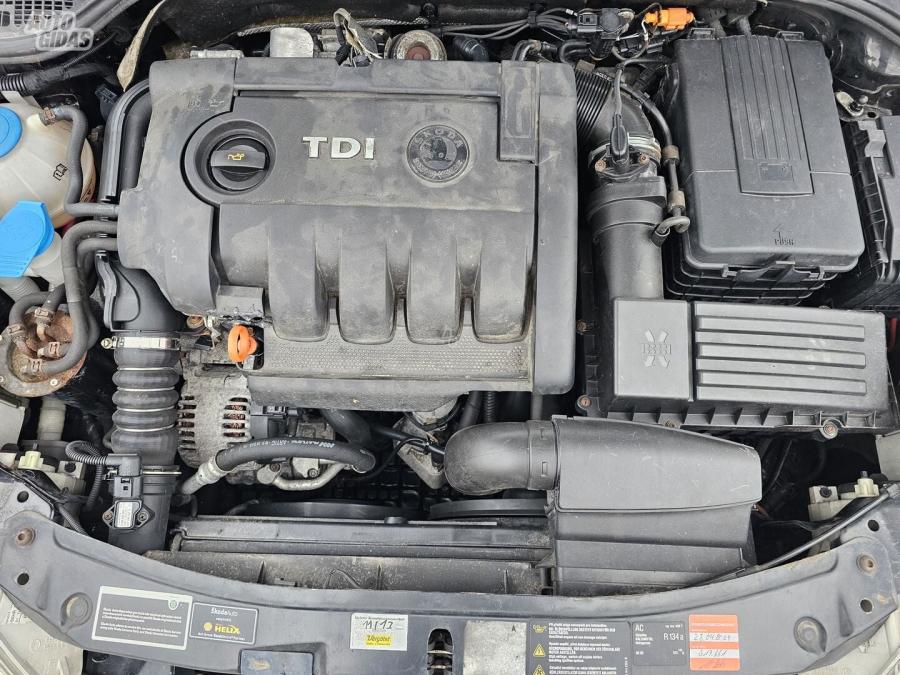 Black Skoda Octavia 2007 in Vilnius, with an engine capacity of 2.00 L and mileage of 350 thousand km for 2650 €, photo 18 on AUTOMOTO.COM.LV
