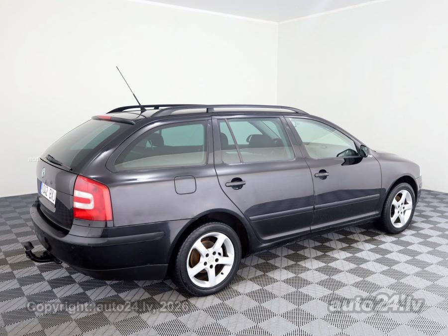 Melns Skoda Octavia 2007 Tallina, ar dzinēja tilpumu 2.00 L un nobraukumu 288 tūkst. km par 1299 €, foto 4 vietnē AUTOMOTO.COM.LV