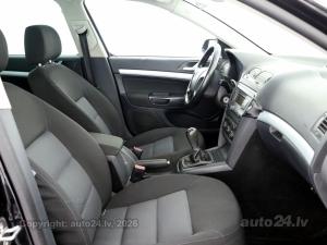 Melns Skoda Octavia 2007 Tallina, ar dzinēja tilpumu 2.00 L un nobraukumu 288 tūkst. km par 1299 €, foto 7 vietnē AUTOMOTO.COM.LV