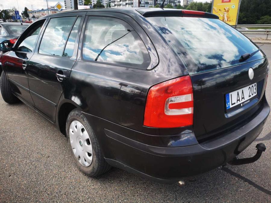 Black Skoda Octavia 2007 in Vilnius, with an engine capacity of 1.90 L and mileage of 284 thousand km for 1950 €, photo 1 on AUTOMOTO.COM.LV