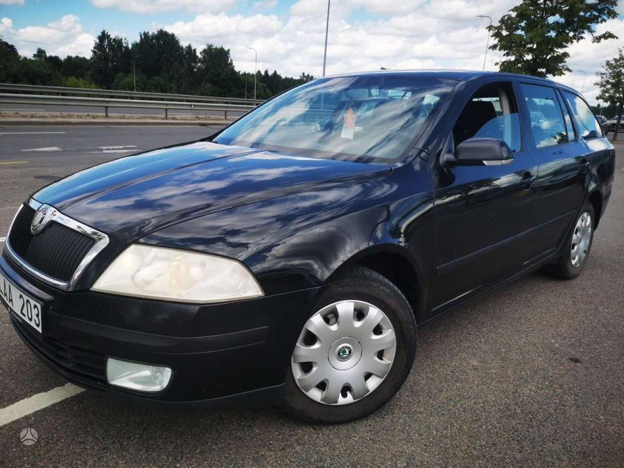 Black Skoda Octavia 2007 in Vilnius, with an engine capacity of 1.90 L and mileage of 284 thousand km for 1950 €, photo 4 on AUTOMOTO.COM.LV