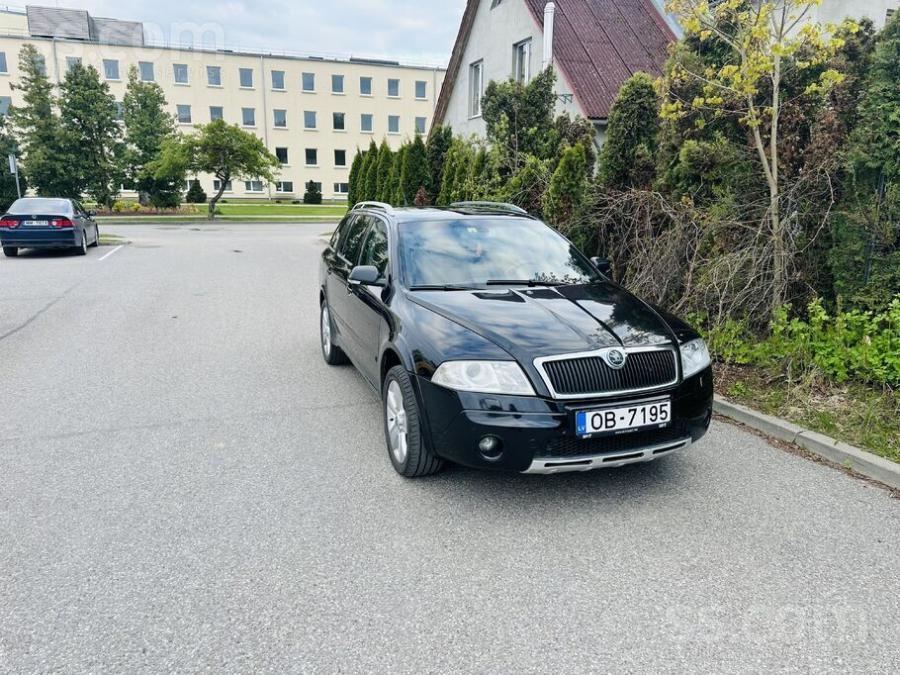 Melns Skoda Octavia 2008 Valmiera, ar dzinēja tilpumu 2.00 L un nobraukumu 368 tūkst. km par 2990 €, foto 3 vietnē AUTOMOTO.COM.LV