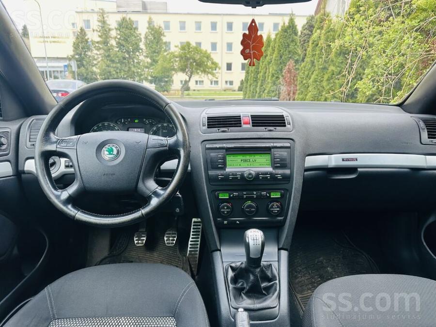 Melns Skoda Octavia 2008 Valmiera, ar dzinēja tilpumu 2.00 L un nobraukumu 368 tūkst. km par 2990 €, foto 10 vietnē AUTOMOTO.COM.LV