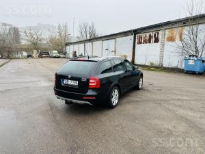 Melns Skoda Octavia 2008 Rīga, ar dzinēja tilpumu 2.00 L un nobraukumu 372 tūkst. km par 3350 €, foto 3 vietnē AUTOMOTO.COM.LV