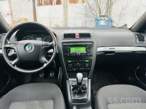 Melns Skoda Octavia 2008 Rīga, ar dzinēja tilpumu 2.00 L un nobraukumu 372 tūkst. km par 3350 €, foto 7 vietnē AUTOMOTO.COM.LV