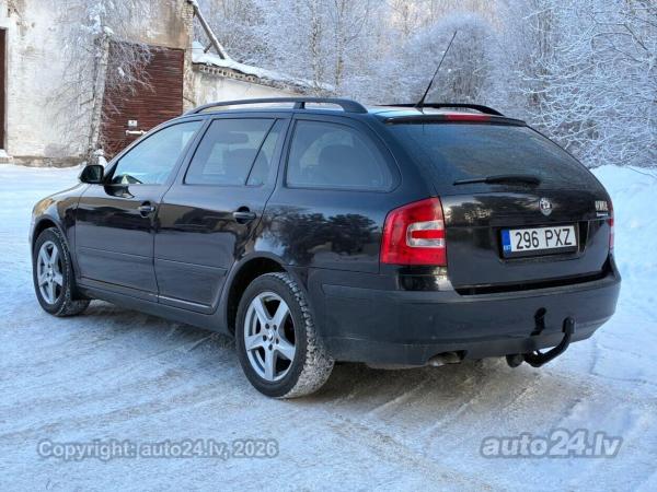 Melns Skoda Octavia 2008 Tallina, ar dzinēja tilpumu 1.90 L un nobraukumu 441 tūkst. km par 2300 €, foto 4 vietnē AUTOMOTO.COM.LV