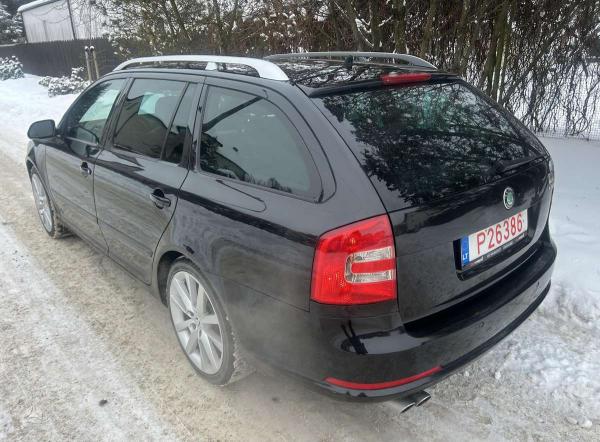 Melns Skoda Octavia 2008 Viļņa, ar dzinēja tilpumu 1.98 L un nobraukumu 257 tūkst. km par 2899 €, foto 4 vietnē AUTOMOTO.COM.LV