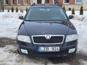Melns Skoda Octavia 2008 Radviliškis, ar dzinēja tilpumu 1.90 L un nobraukumu 4 tūkst. km par 1700 €, foto 3 vietnē AUTOMOTO.COM.LV