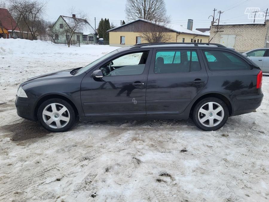 Melns Skoda Octavia 2008 Radviliškis, ar dzinēja tilpumu 1.90 L un nobraukumu 4 tūkst. km par 1700 €, foto 7 vietnē AUTOMOTO.COM.LV