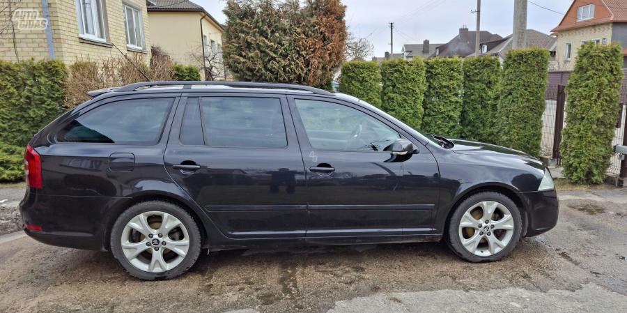 Melns Skoda Octavia 2008 Šauļi, ar dzinēja tilpumu 2.00 L un nobraukumu 280 tūkst. km par 2950 €, foto 3 vietnē AUTOMOTO.COM.LV