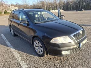 Melns Skoda Octavia 2008 Klaipėda, ar dzinēja tilpumu 2.00 L un nobraukumu 276 tūkst. km par 2300 €, foto 4 vietnē AUTOMOTO.COM.LV