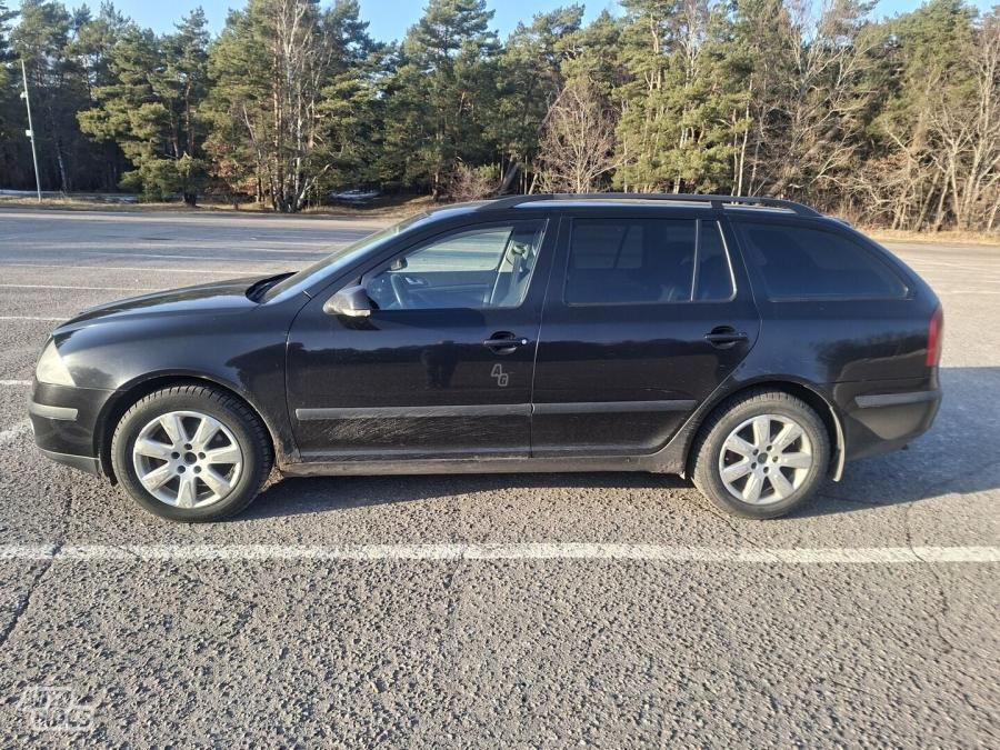 Melns Skoda Octavia 2008 Klaipėda, ar dzinēja tilpumu 2.00 L un nobraukumu 276 tūkst. km par 2300 €, foto 5 vietnē AUTOMOTO.COM.LV