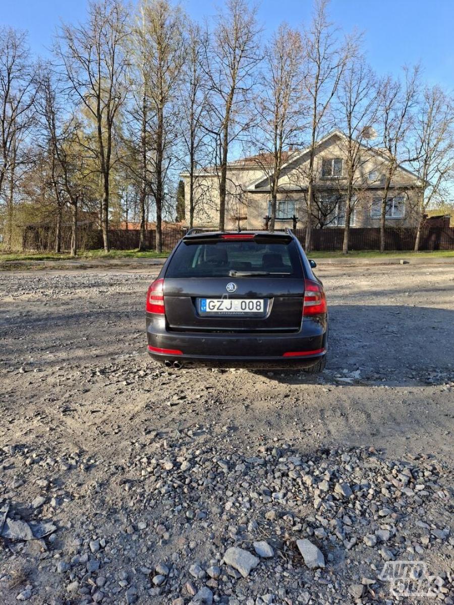Black Skoda Octavia 2008 in Siauliai, with an engine capacity of 2.00 L and mileage of 280 thousand km for 2500 €, photo 6 on AUTOMOTO.COM.LV