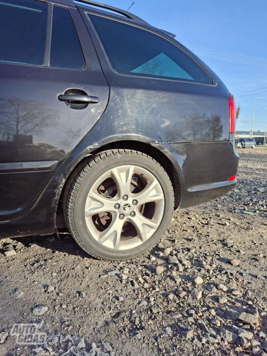 Black Skoda Octavia 2008 in Siauliai, with an engine capacity of 2.00 L and mileage of 280 thousand km for 2500 €, photo 9 on AUTOMOTO.COM.LV