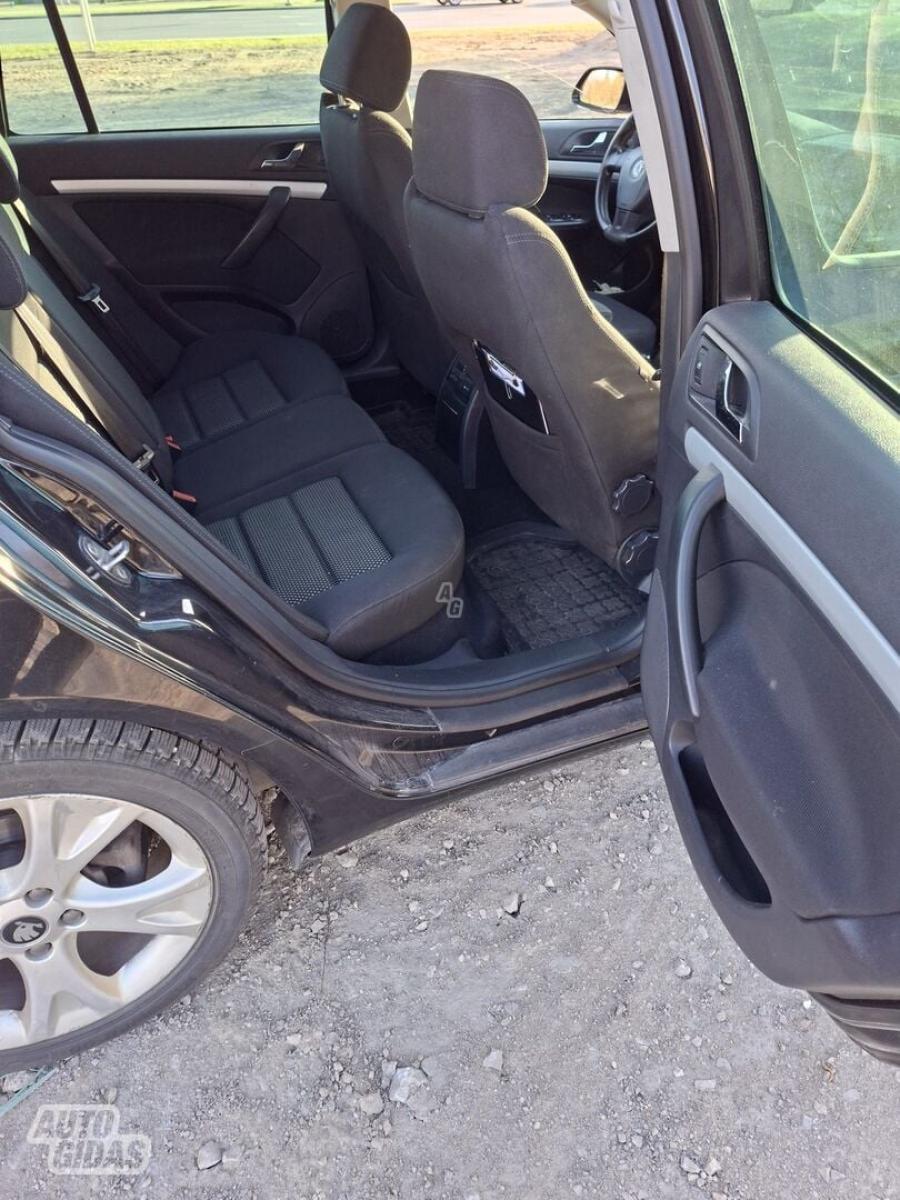 Black Skoda Octavia 2008 in Siauliai, with an engine capacity of 2.00 L and mileage of 280 thousand km for 2500 €, photo 10 on AUTOMOTO.COM.LV