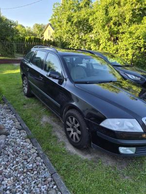 Melns Skoda Octavia 2008 Viļņa, ar dzinēja tilpumu 1.90 L un nobraukumu 346 tūkst. km par 1100 €, foto 4 vietnē AUTOMOTO.COM.LV