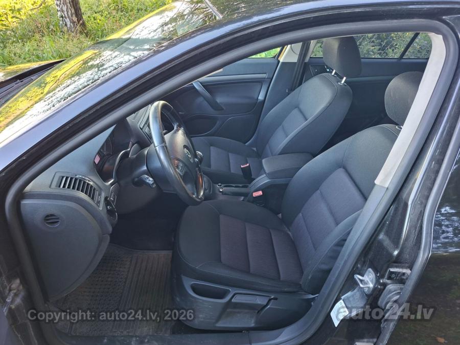 Melns Skoda Octavia 2008 Pērnava, ar dzinēja tilpumu 1.80 L un nobraukumu 267 tūkst. km par 1400 €, foto 10 vietnē AUTOMOTO.COM.LV