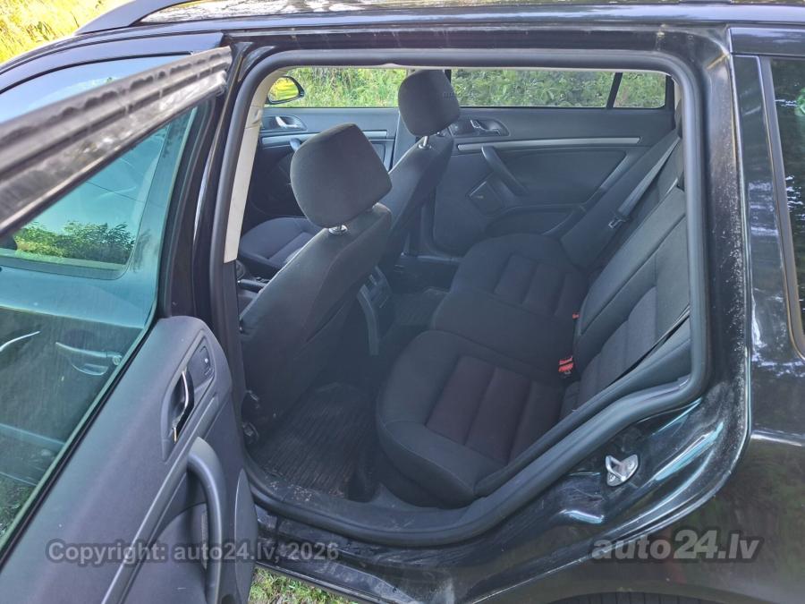 Melns Skoda Octavia 2008 Pērnava, ar dzinēja tilpumu 1.80 L un nobraukumu 267 tūkst. km par 1400 €, foto 11 vietnē AUTOMOTO.COM.LV