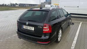 Black Skoda Octavia 2008 in Klaipeda, with an engine capacity of 1.97 L and mileage of 440 thousand km for 1000 €, photo 5 on AUTOMOTO.COM.LV