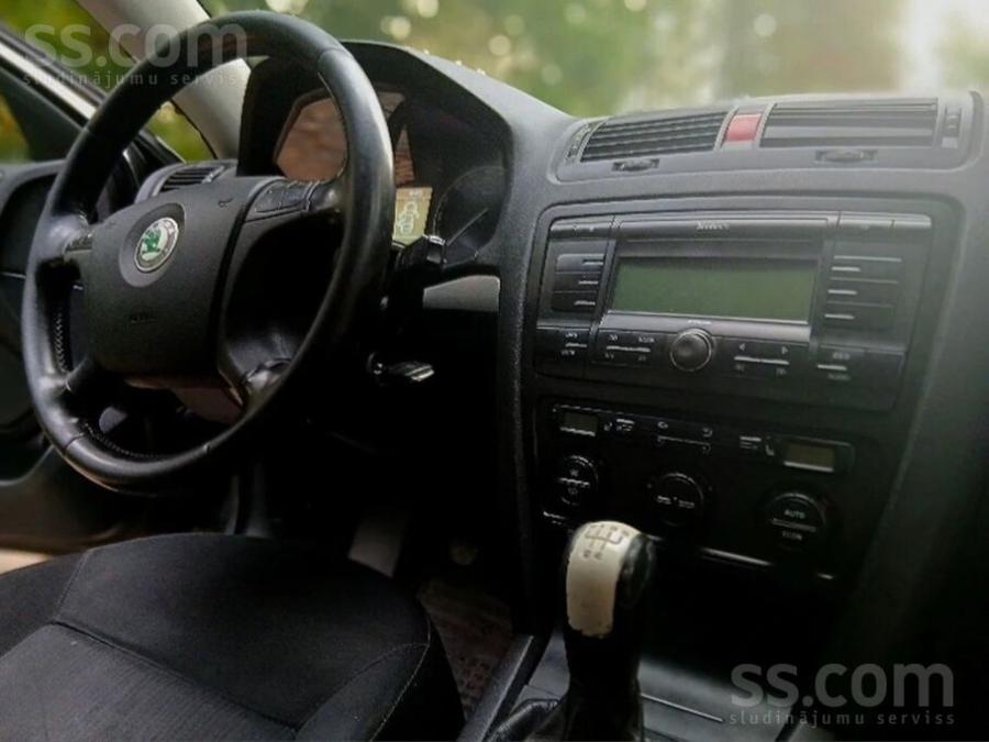 Черный Шкода Октавия 2008 в Талси, объемом двигателя 1.90 л и пробегом 0 тыс. км за 1400 €, фото 5 на AUTOMOTO.COM.LV